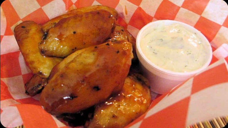 Buffalo Wild Wings Honey BBQ Wing Sauce Wings - For the Wing