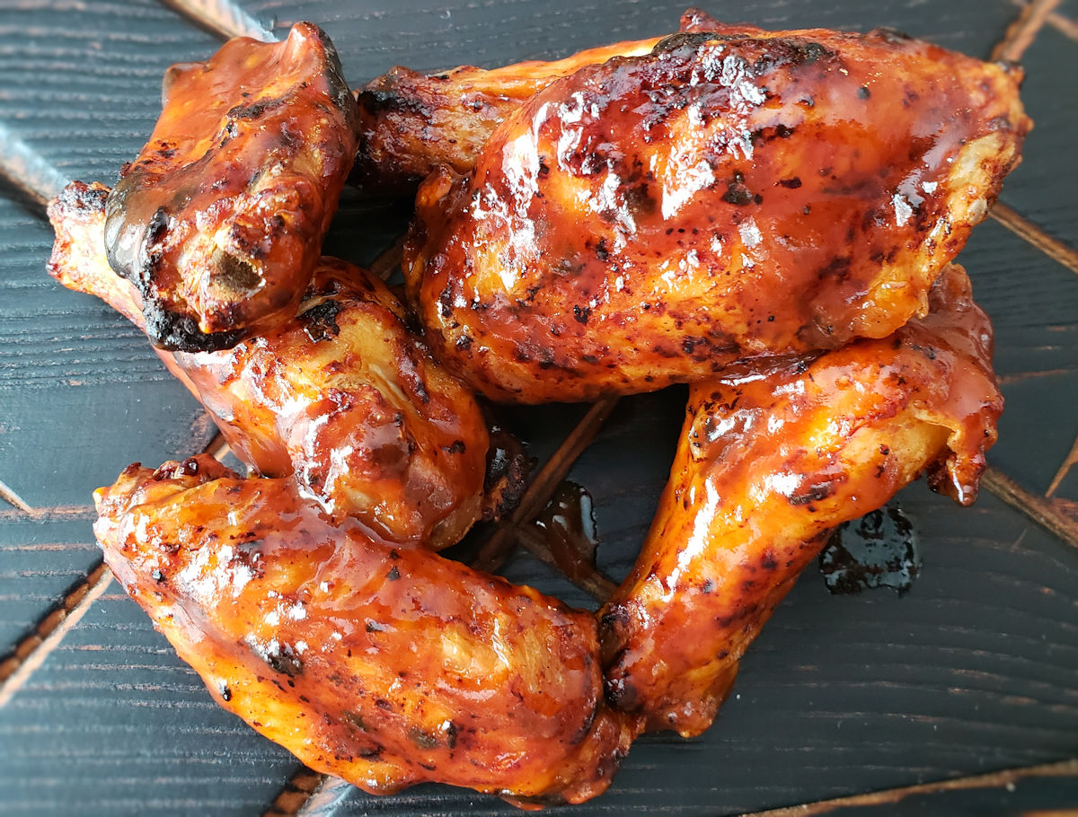 Kinder's Honey Hot BBQ Sauce Wings - For the Wing