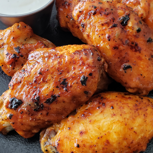 The Dirty Buffalo Medium Buffalo Wing Sauce Wings - For the Wing
